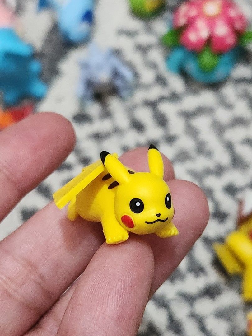 Pokemon Pikachu Figures, Hobbies & Toys, Memorabilia & Collectibles ...