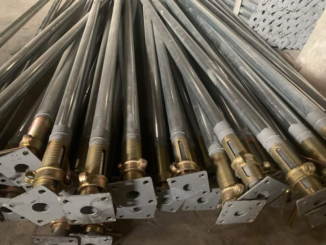 SHORING JACK 3.4m FULLEXTEND, Commercial & Industrial, Construction ...