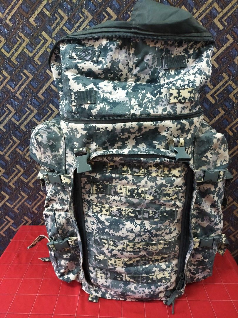 Singapore navy backpack RSN, Men's Fashion, Bags, Backpacks on Carousell
