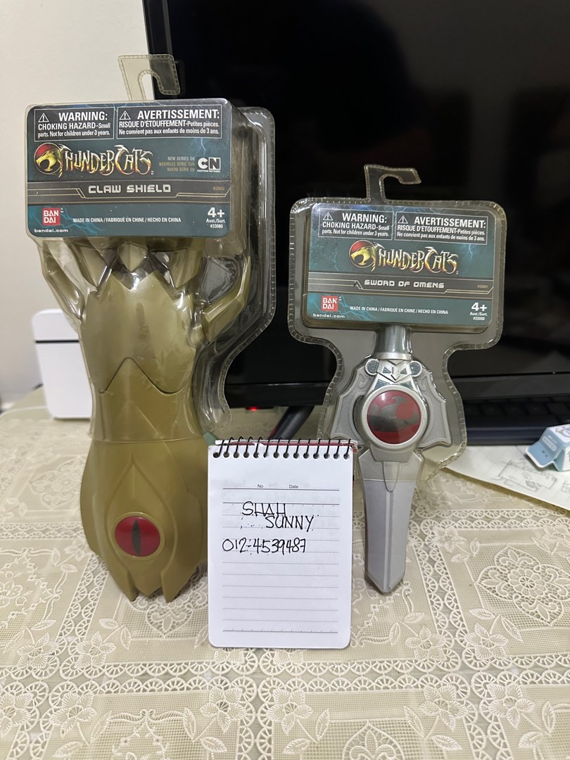 Thundercats 2001 Claw Shield & Sword Of Omens, Hobbies & Toys, Toys ...