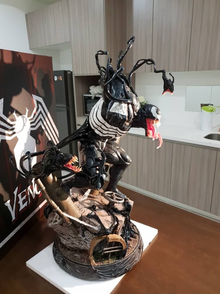 Venom statue sideshow/prime1studio, Hobbies & Toys, Toys & Games on ...