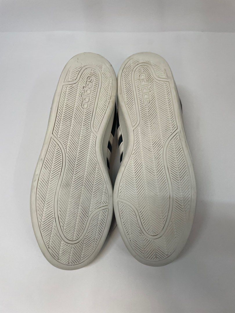 adidas cf advantage, Men's Fashion, Footwear, Sneakers on Carousell