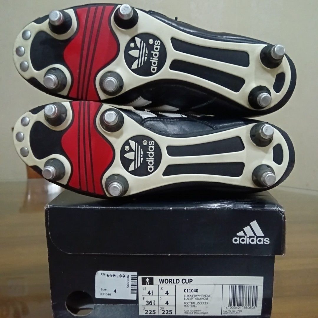 Adidas World Cup Utk Dijual, Sports Equipment, Other Sports Equipment ...