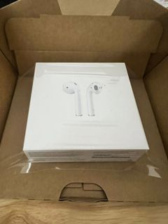 Airpods 3rd gen (Left airpod cannot connect), Audio, Earphones on Carousell
