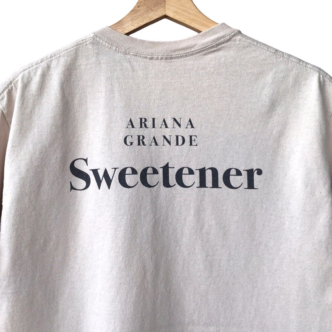 Ariana Grande Sweetener Tour Official Merch. Photo Tee, Men's Fashion ...