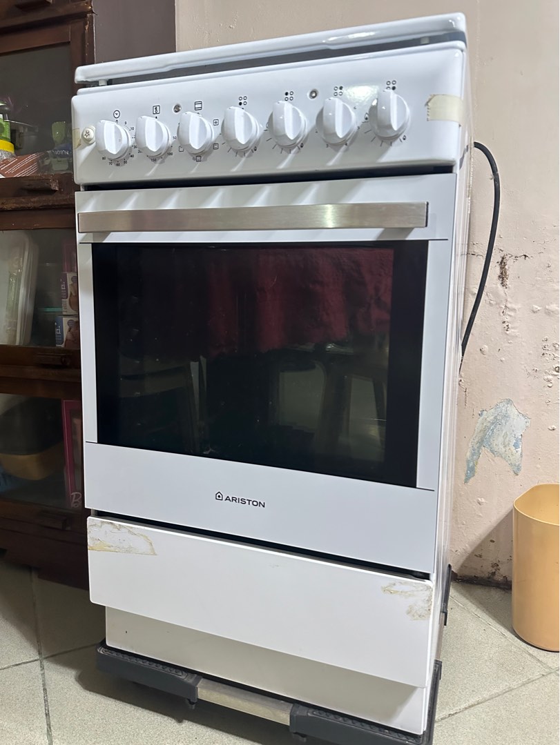 Ariston Cooker/Oven, Furniture & Home Living, Kitchenware & Tableware ...
