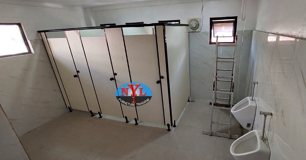 Compact Phenolic / Toilet Partition // Office Partition, Furniture ...