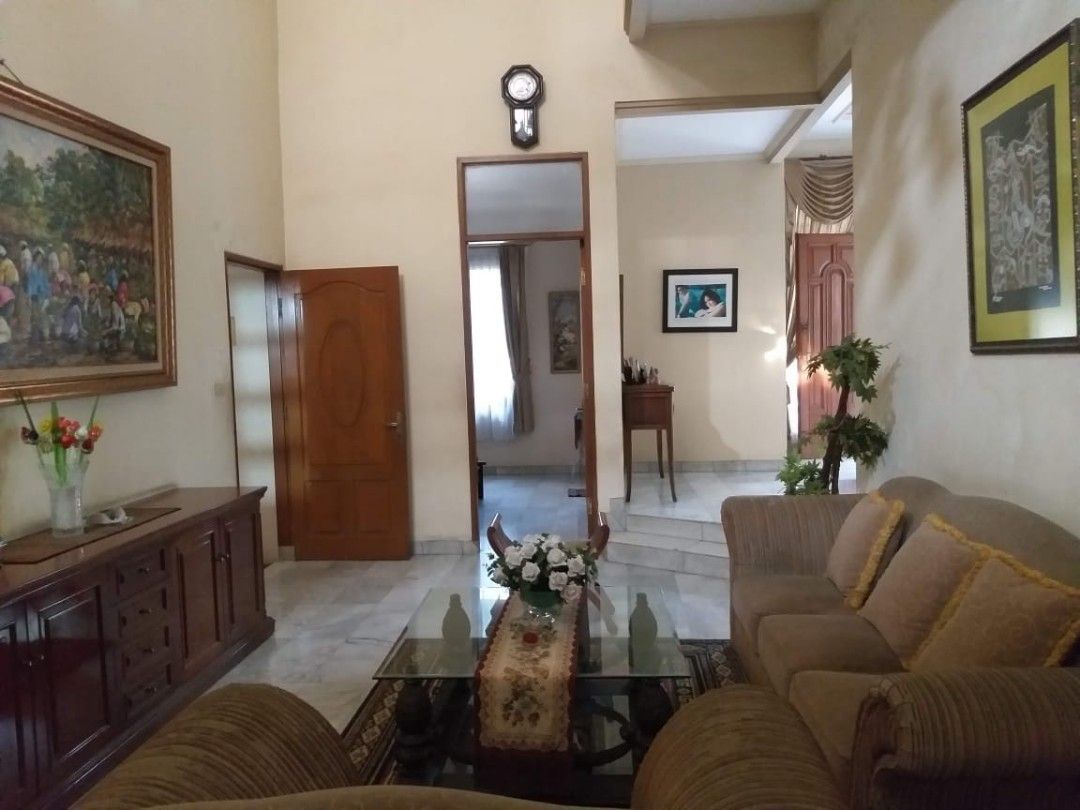 Dijual rumah di Pulomas Barat Jakarta Timur, Properti, Dijual di Carousell