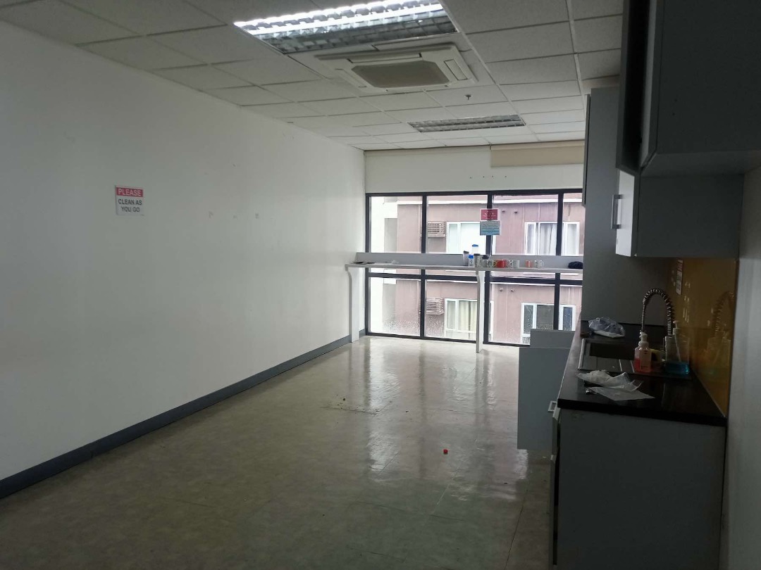 For Rent: Office space in Panorama Tower, BGC, P837k/month, Property ...
