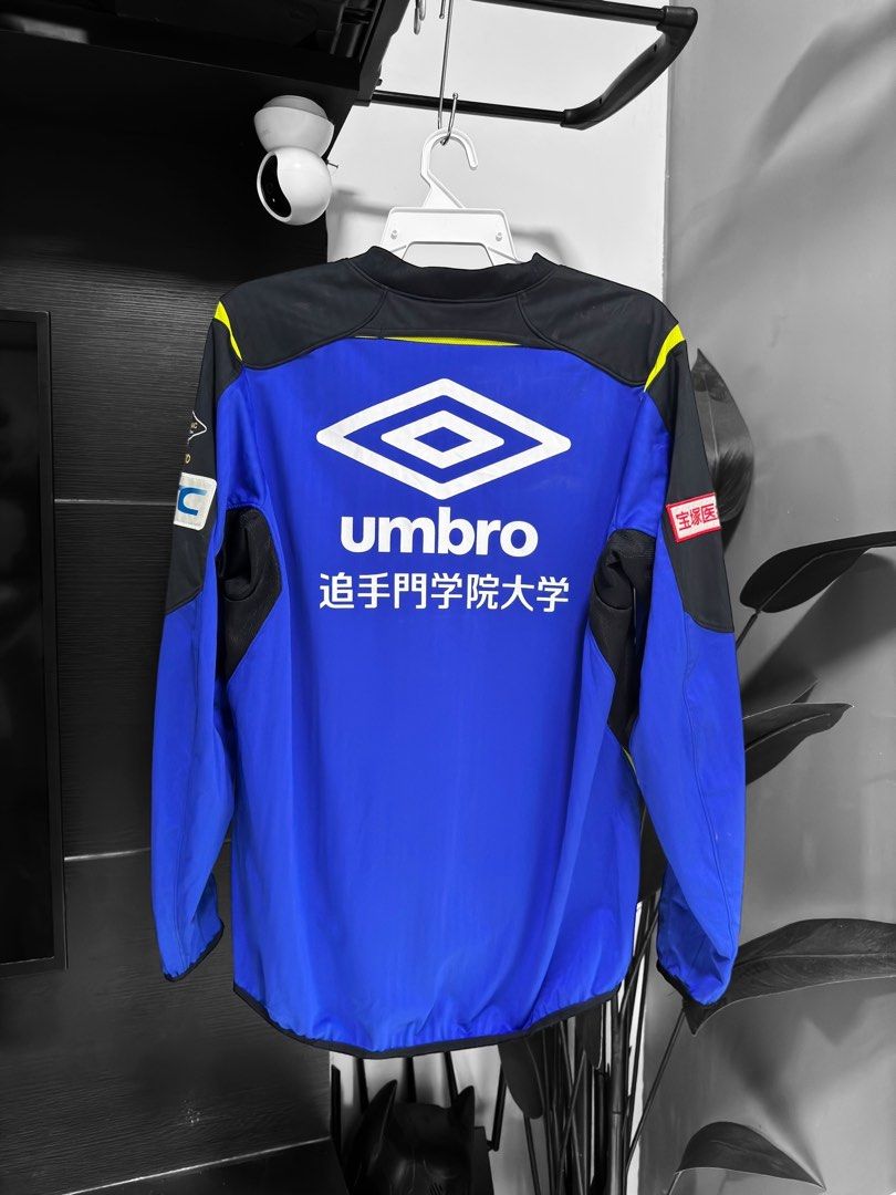 Gamba Osaka Training Jacket Windbreaker, Men's Fashion, Activewear on ...