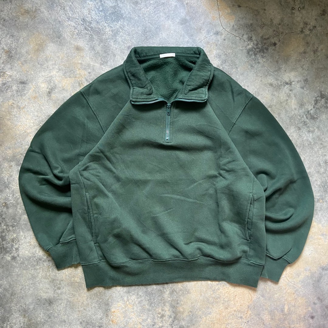 GU uniqlo half zip sweatshirt, Men's Fashion, Tops & Sets, Tshirts ...