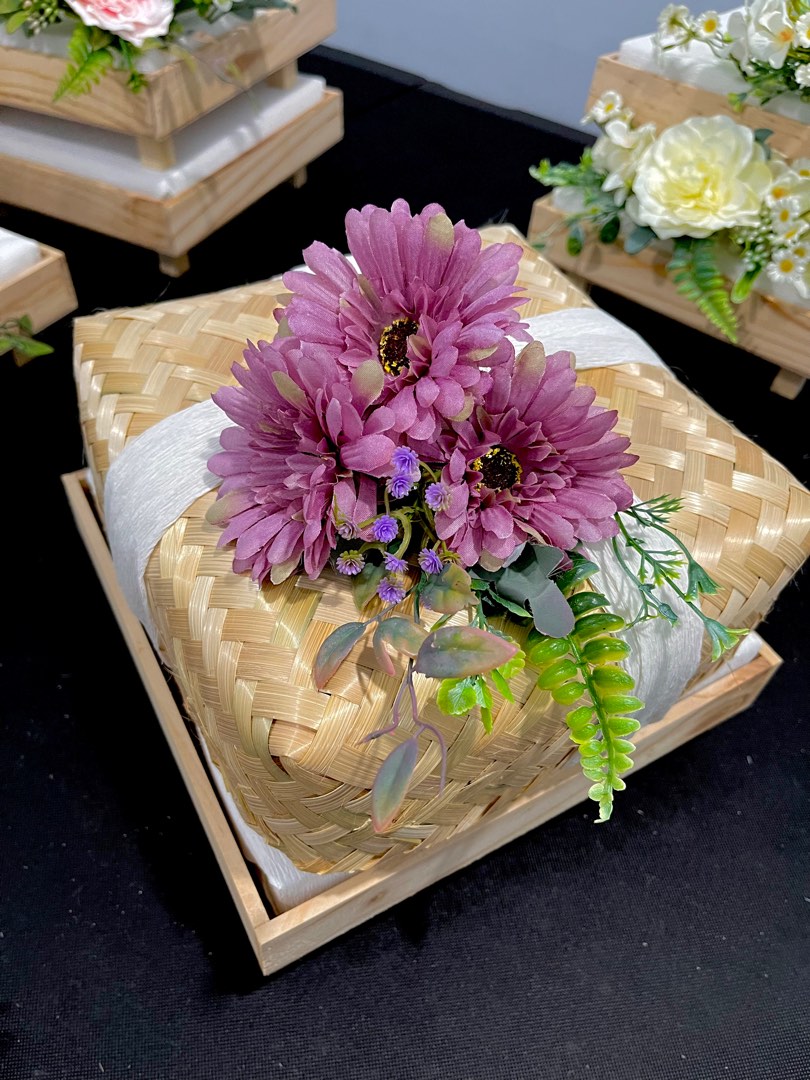 Hidden dulang hantaran, Announcements on Carousell