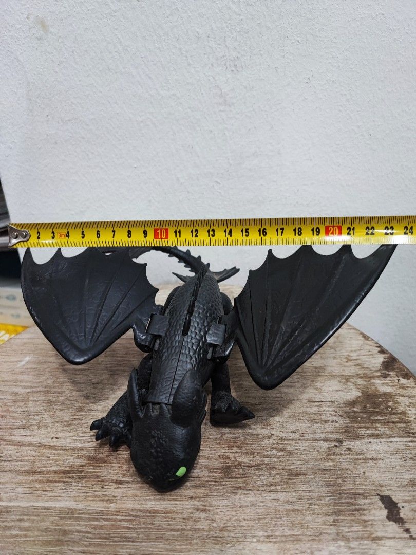 How To Train Your Dragon Night Fury Figure, Hobbies & Toys, Toys ...