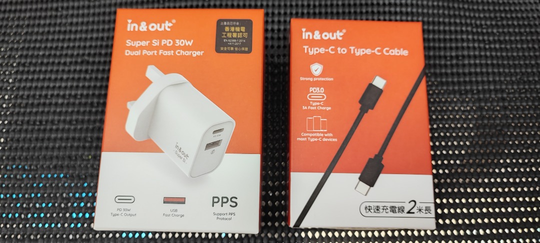 IN & OUT Super Si PD 30W +Type-C to Type-C Cable (2M), 手提電話, 電話及其他裝置配件, 電池及充電器 - Carousell