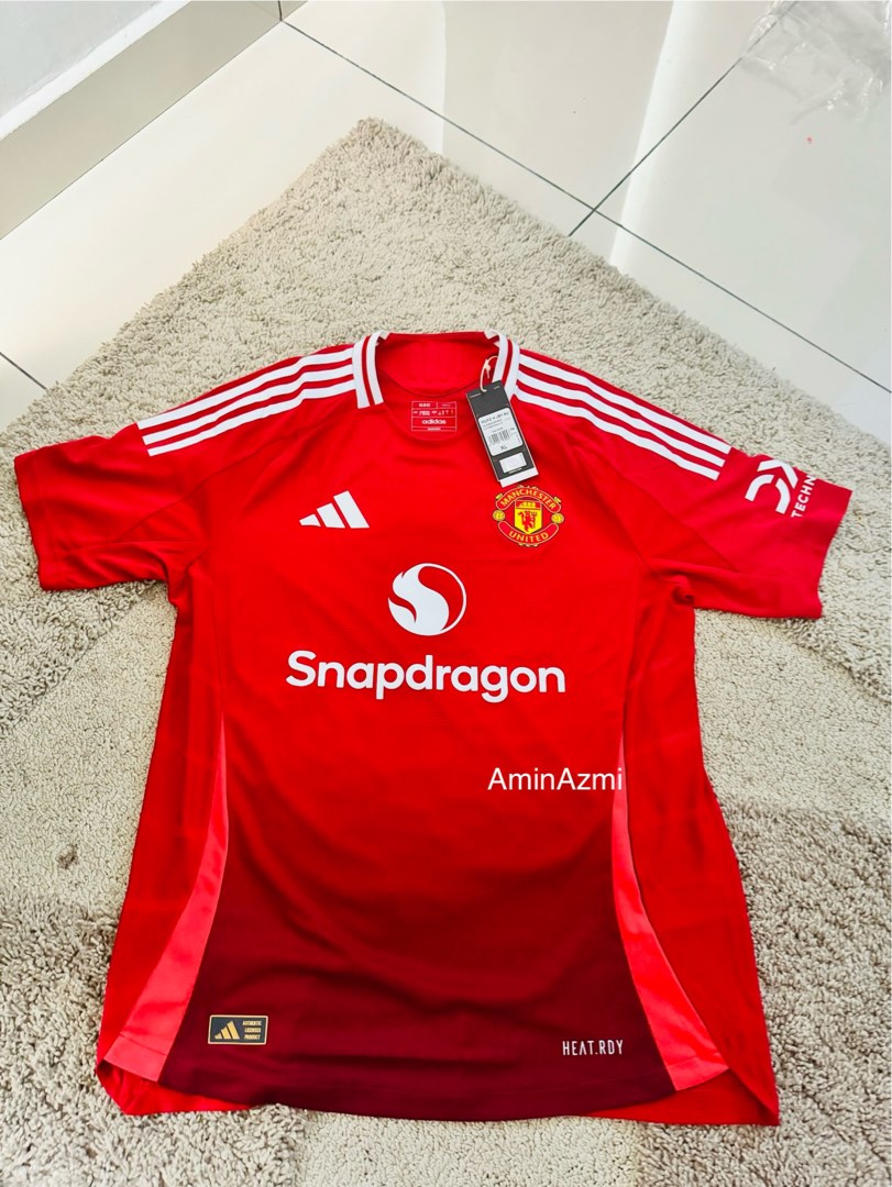 Jersi Manchester United, Men's Fashion, Activewear on Carousell