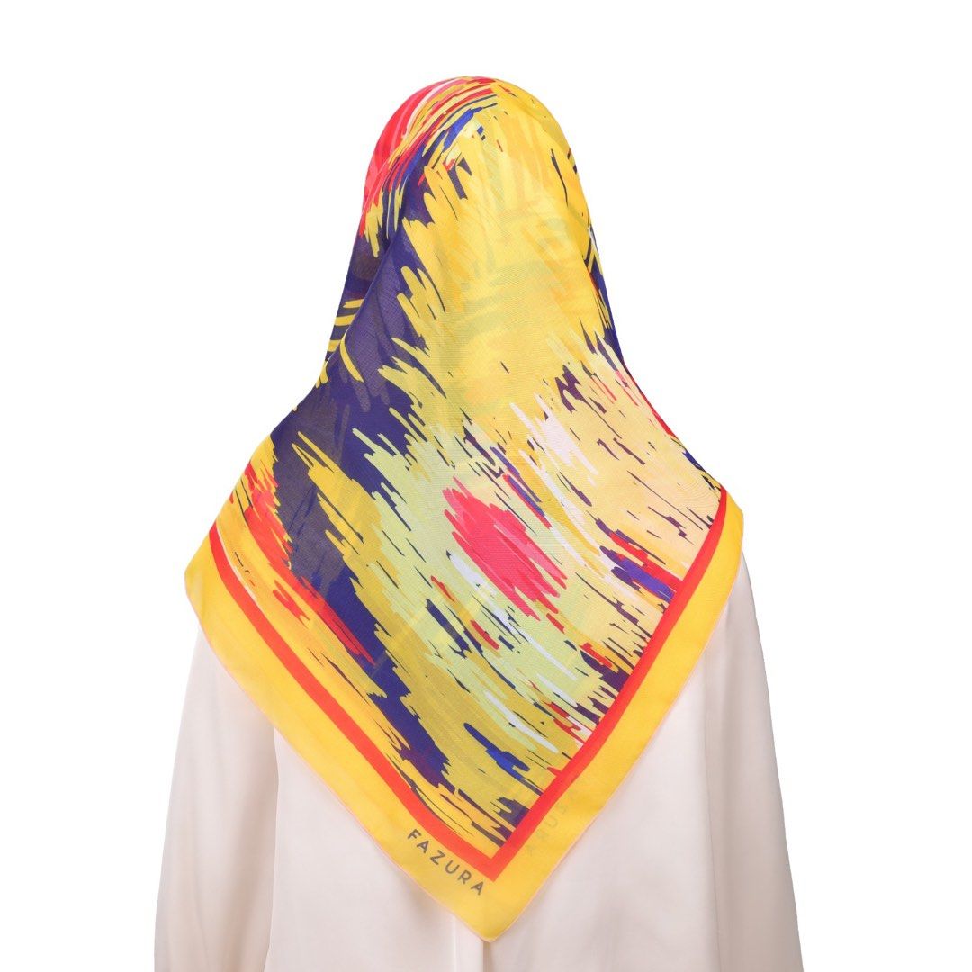 Lakaran Gemilang Tudung Bawal Fazura Edisi Merdeka, Women's Fashion ...