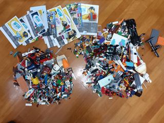 現時點交收‼️全新 LEGO Bricks Prodigy society 大人仔獎座 1盒 [謝絕"講價L"], 興趣及遊戲, 玩具 ...