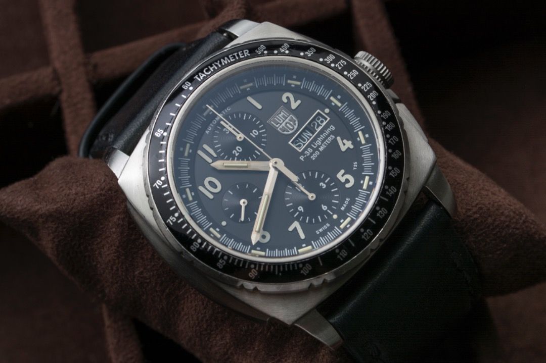 Luminox P-38 Lighting Chronograph Automatic 9460 (Cal. Valjoux 7750 ...