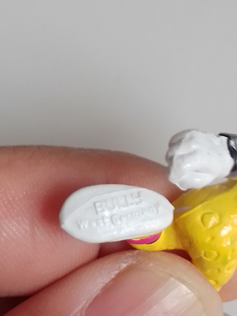 Minnie Mouse Bully 1980s, Hobbies & Toys, Memorabilia & Collectibles ...