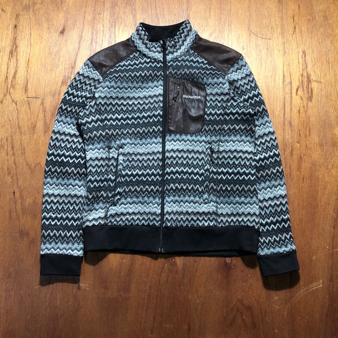 Mountia Zipper Hiking Jacket, Men's Fashion, Coats, Jackets and ...
