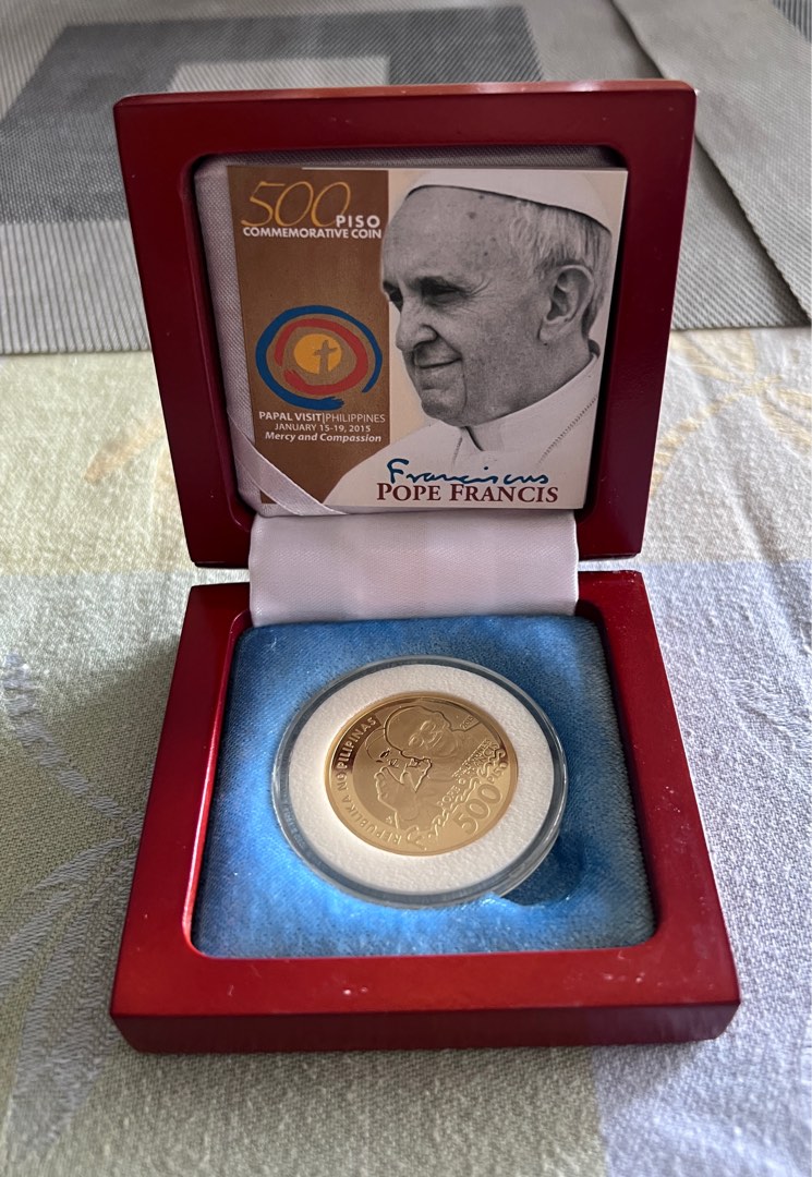 Pope Francis P500 Commerative coin, Hobbies & Toys, Memorabilia ...