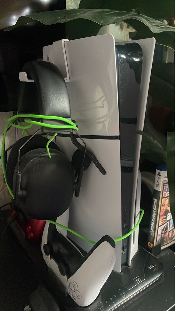 PS5 Console & Controller, Video Gaming, Video Game Consoles ...