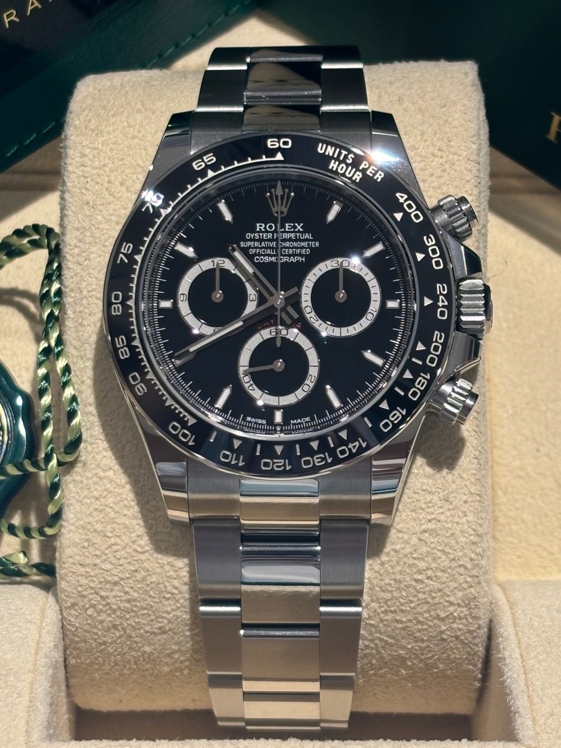 ROLEX Daytona 126500, Luxury, Watches on Carousell