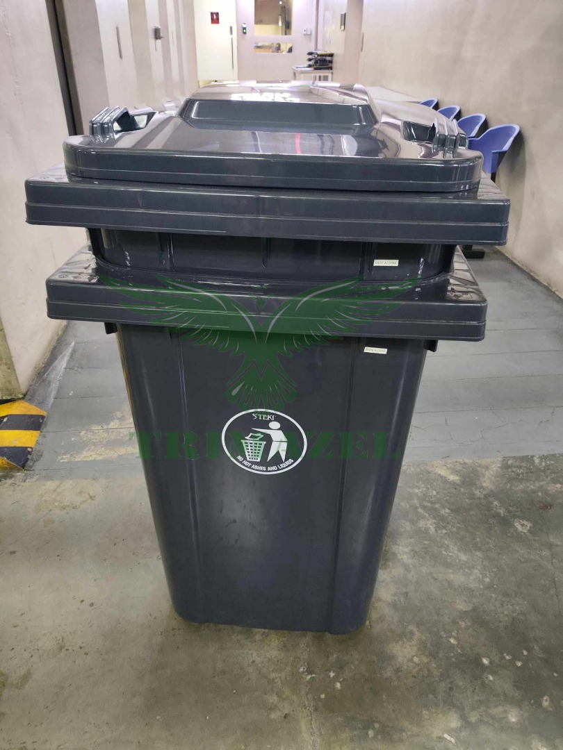 ROLLING TRASH BIN, Furniture & Home Living, Cleaning & Homecare ...