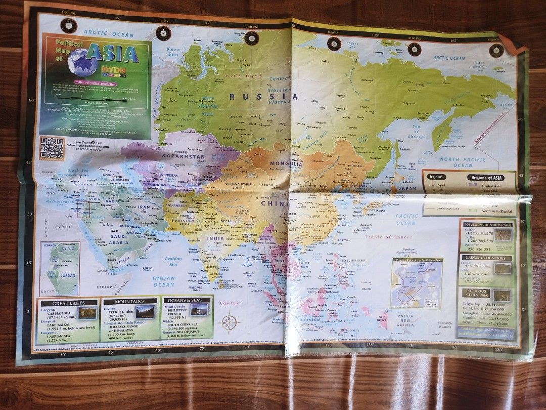 school charts set — world map, philippine map, periodic table, human ...