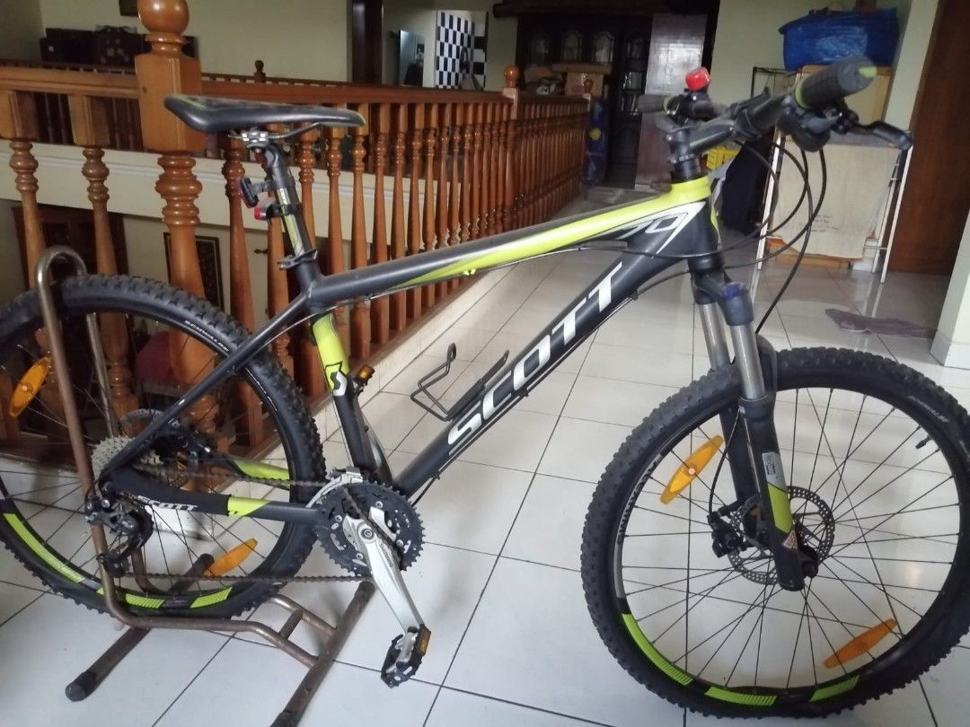 Scott scale 70 2012 medium