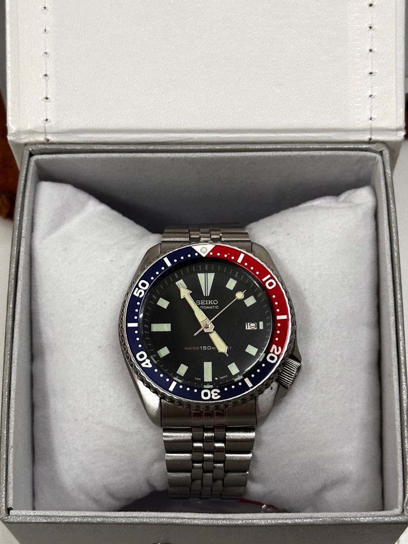 Seiko Diver’s Watch 7002 Pepsi, Men's Fashion, Watches & Accessories ...