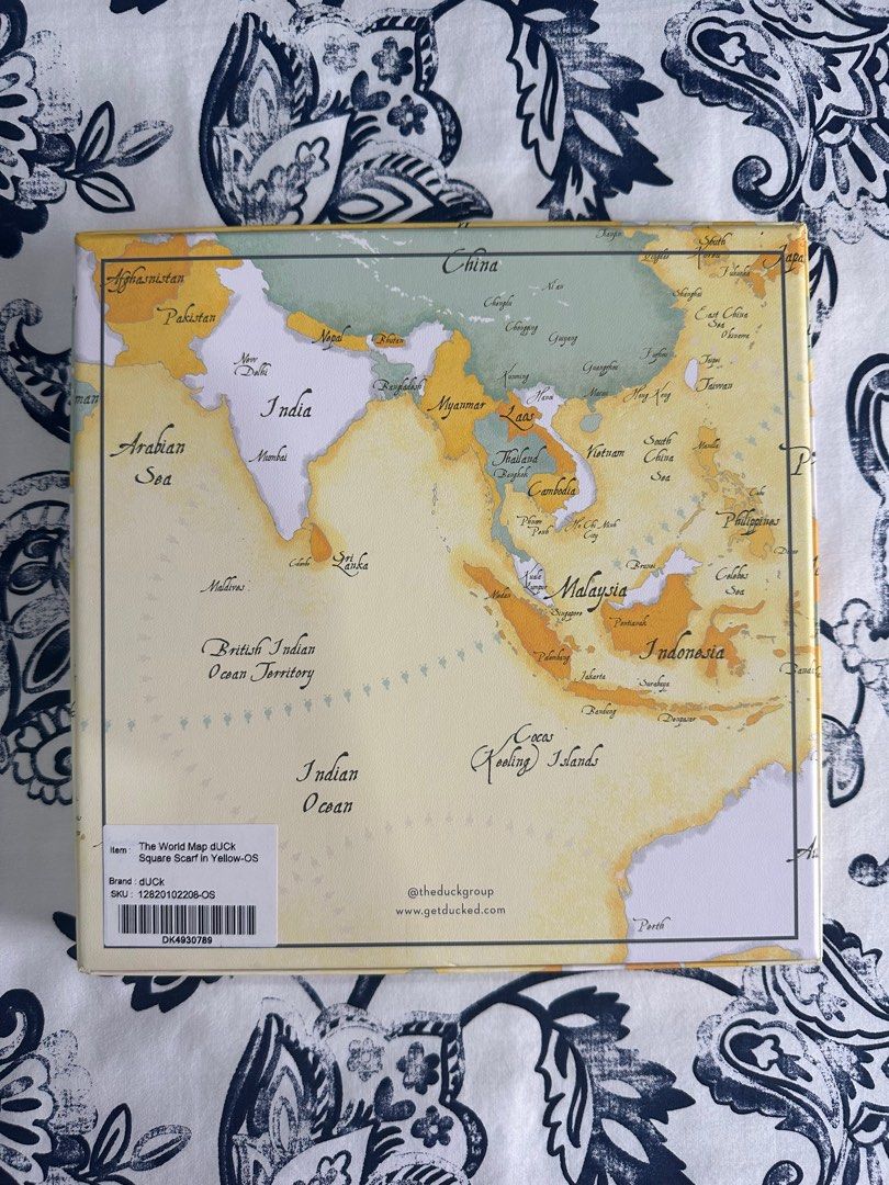 The World Map dUCk in Yellow, Women's Fashion, Muslimah Fashion, Hijabs ...