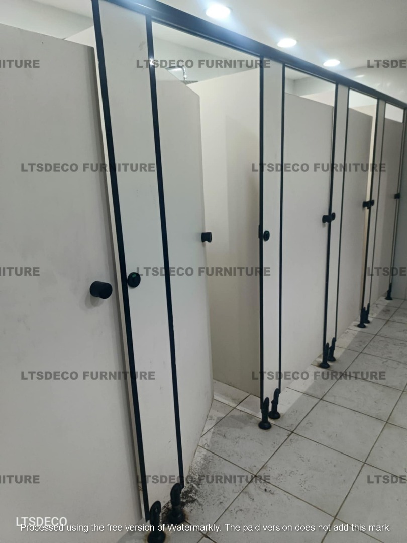 TOILET PARTITION MODULAR CUBICLE OFFICE FURNITURES, Furniture & Home ...