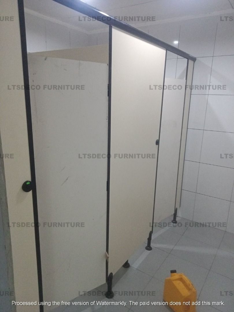 TOILET PARTITION MODULAR CUBICLE OFFICE FURNITURES, Furniture & Home ...