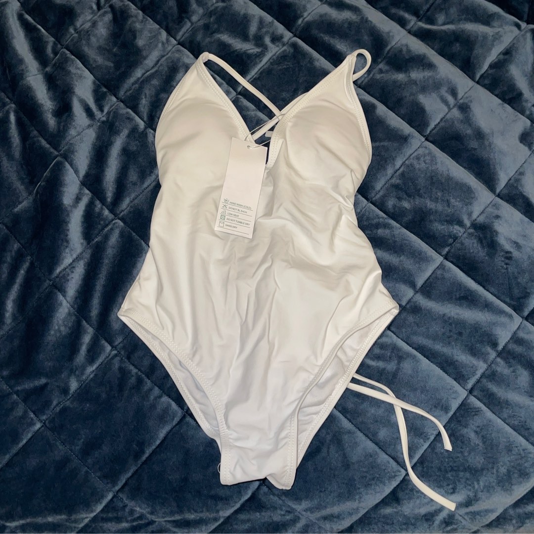 White One piece Swimsuit, Women's Fashion, Swimwear, Bikinis ...
