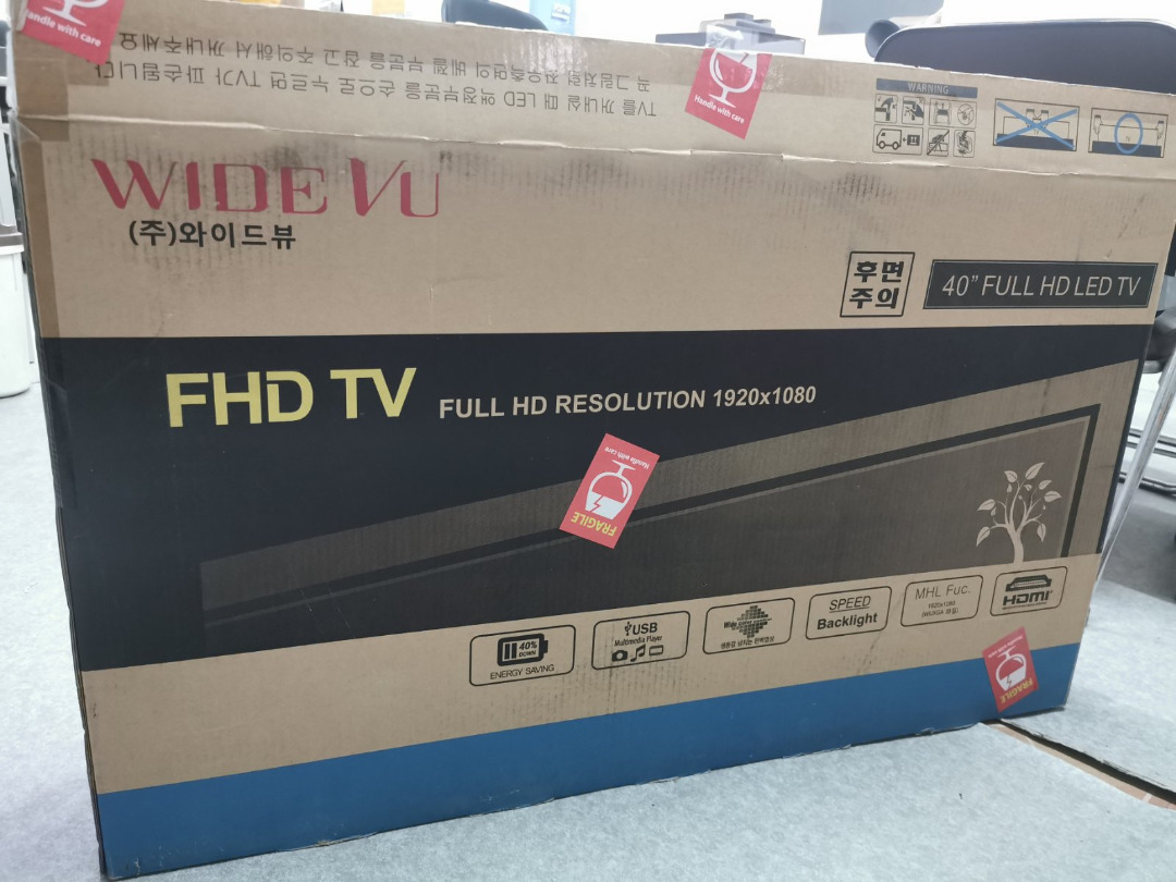 40-inch TV FHD Business LED TV Monitor with Wall Bracket, TV & Home ...