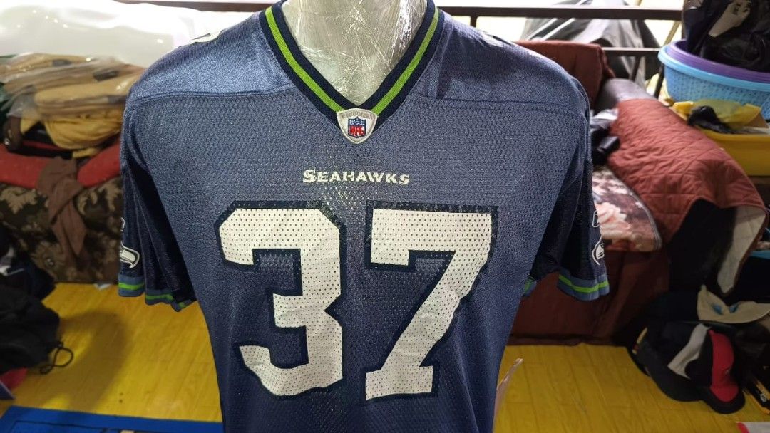 61. SEATTLE SEAHAWKS JERSEY (NFL), Men's Fashion, Activewear on Carousell