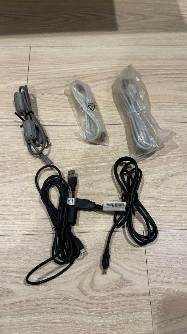 全新 mini usb 傳輸線 TDK 磁環 原廠 5條, 電腦及科技產品, 電腦周邊產品, 轉接線及轉換器在旋轉拍賣