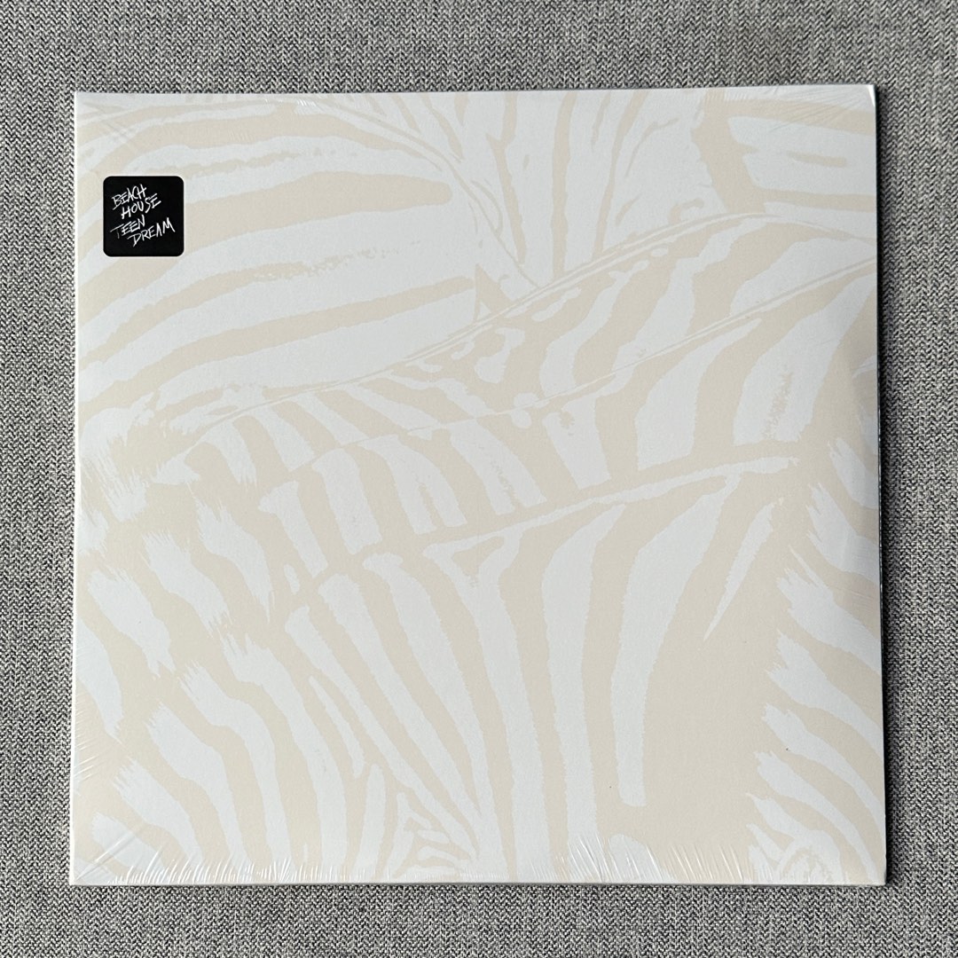 Beach House - Teen Dream vinyl 2 LP (Black), Hobbies & Toys, Music ...
