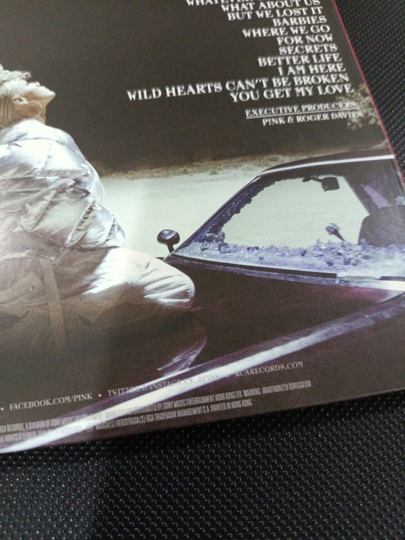 CD Pink - Beautiful trauma, Hobbies & Toys, Music & Media, CDs & DVDs ...