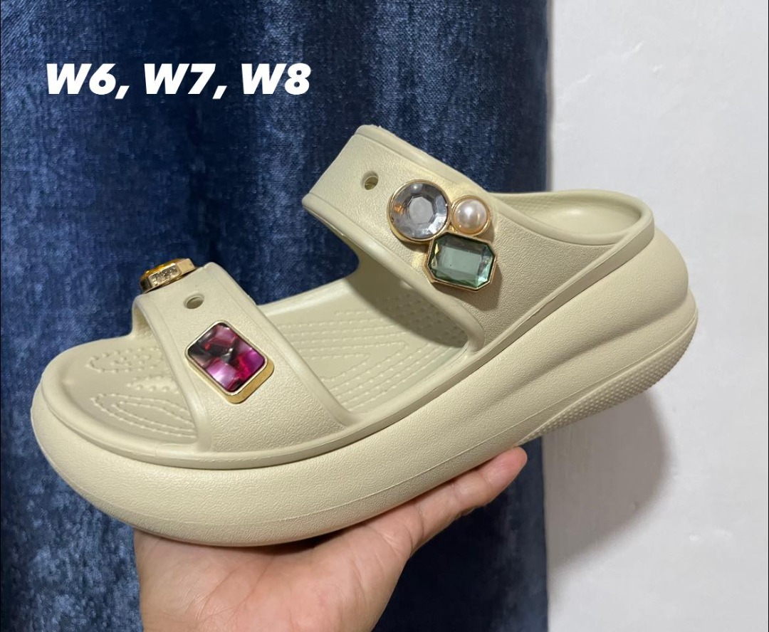 crocs crush SANDALS BONE W6, 7, 8, Women's Fashion, Footwear, Slippers ...