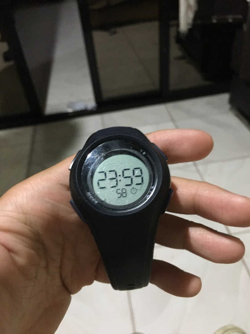 Decathlon watch, Men's Fashion, Watches & Accessories, Watches on Carousell