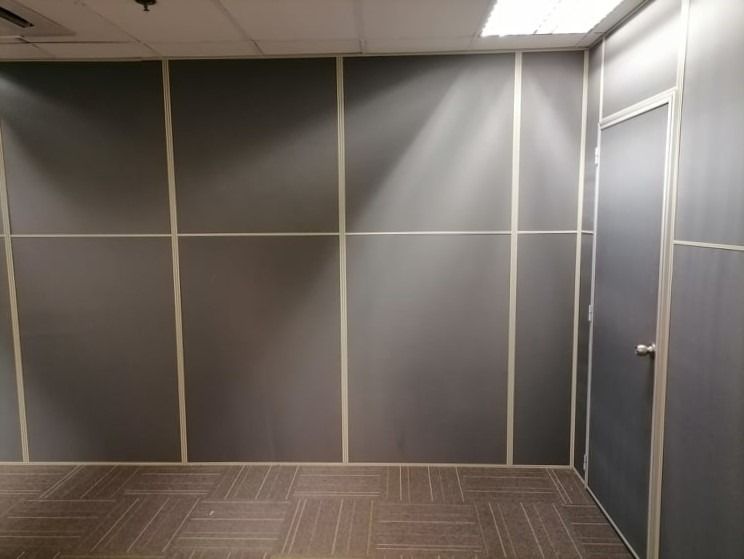 Floor to Ceiling Wall Mounted Partitions / Office Furniture / Office ...