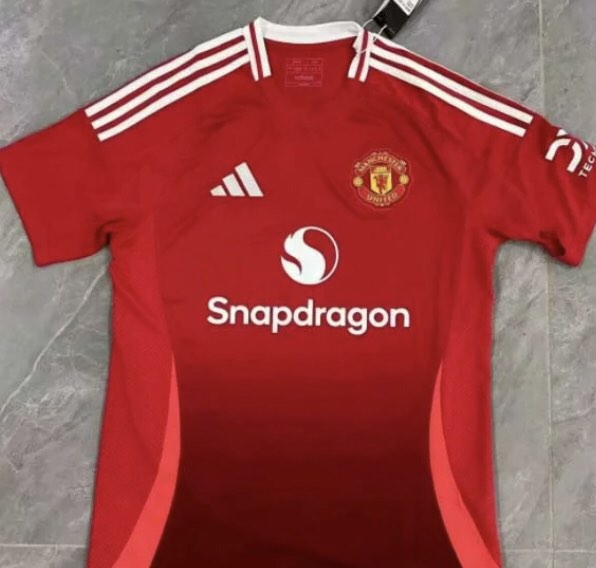 Manchester United 2024/2025 Home/away jersey snapdragon, Men's Fashion ...