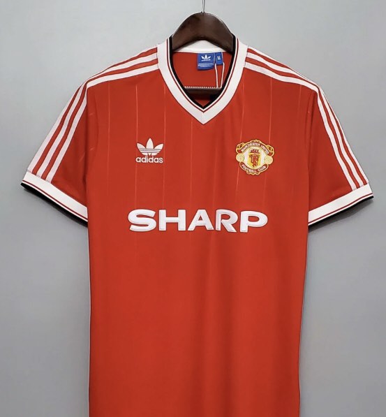 Manchester United 1983/1984 SHARP home/away Retro Jersey, Men's Fashion ...