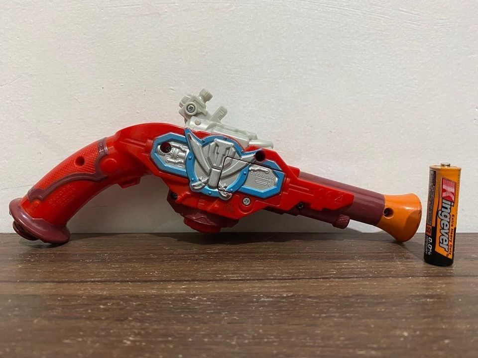 Power Rangers Super MegaForce Red Pirate Ranger & Blaster, Hobbies ...