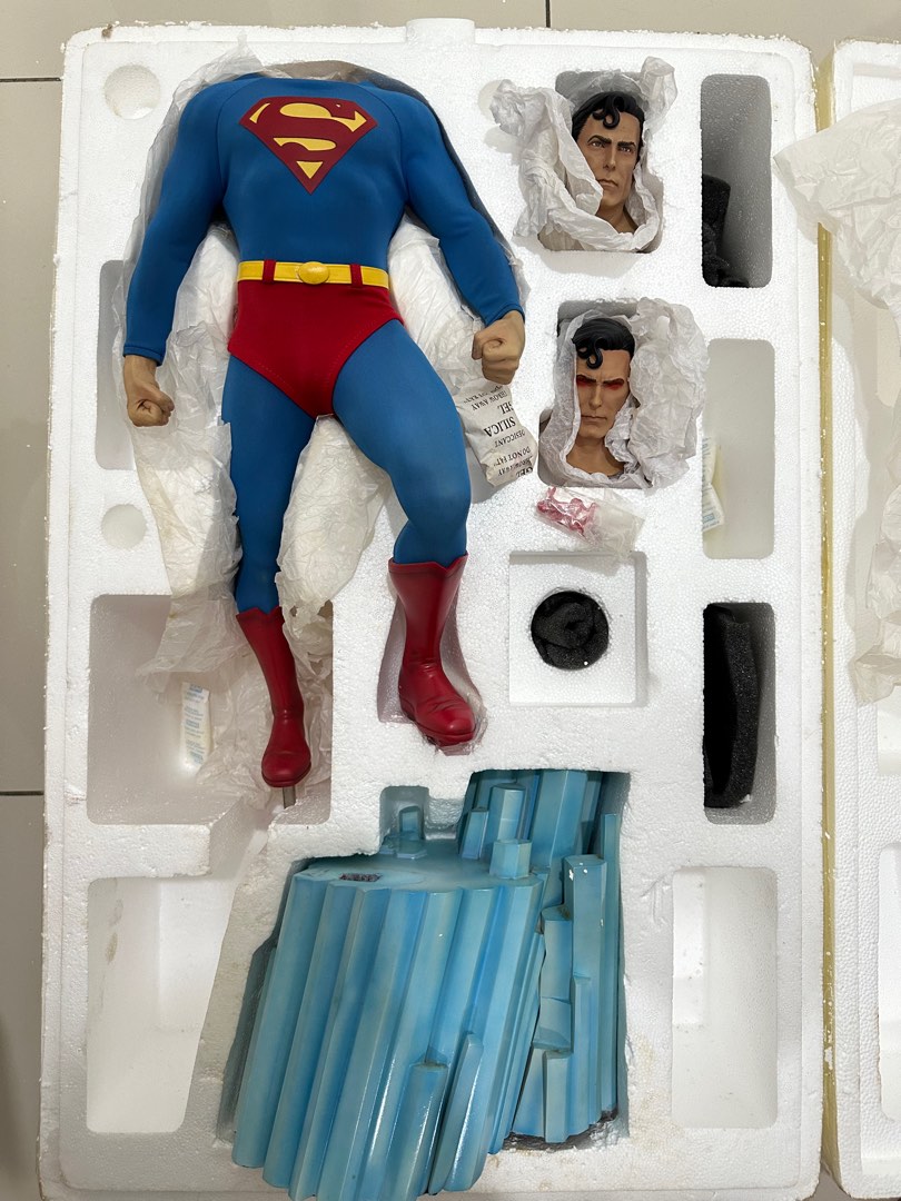 Superman Premium Format Exclusive by Sideshow Collectibles, Hobbies ...
