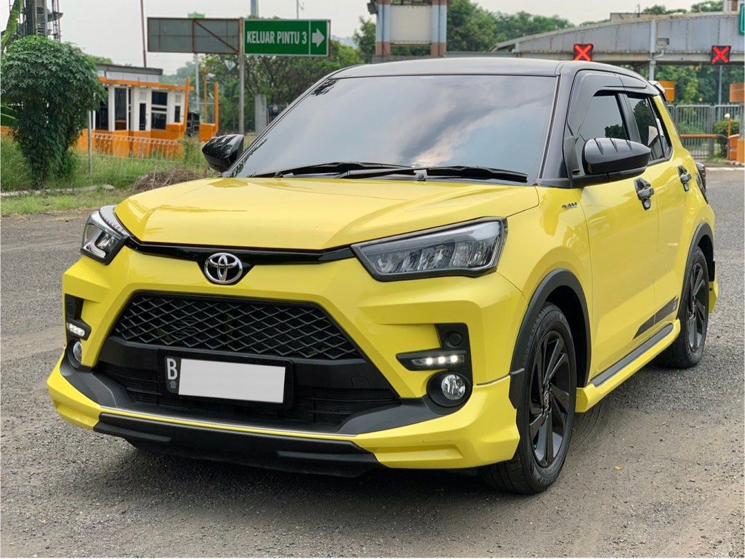 Toyota Raize GR Sport AT Kuning 2022, Mobil & Motor, Mobil untuk Dijual ...