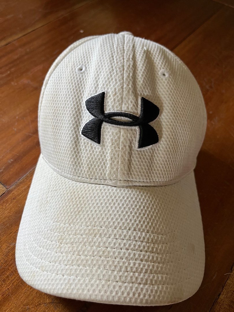 Under Armour Cap White Flex, Men's Fashion, Watches & Accessories, Caps & Hats on Carousell
