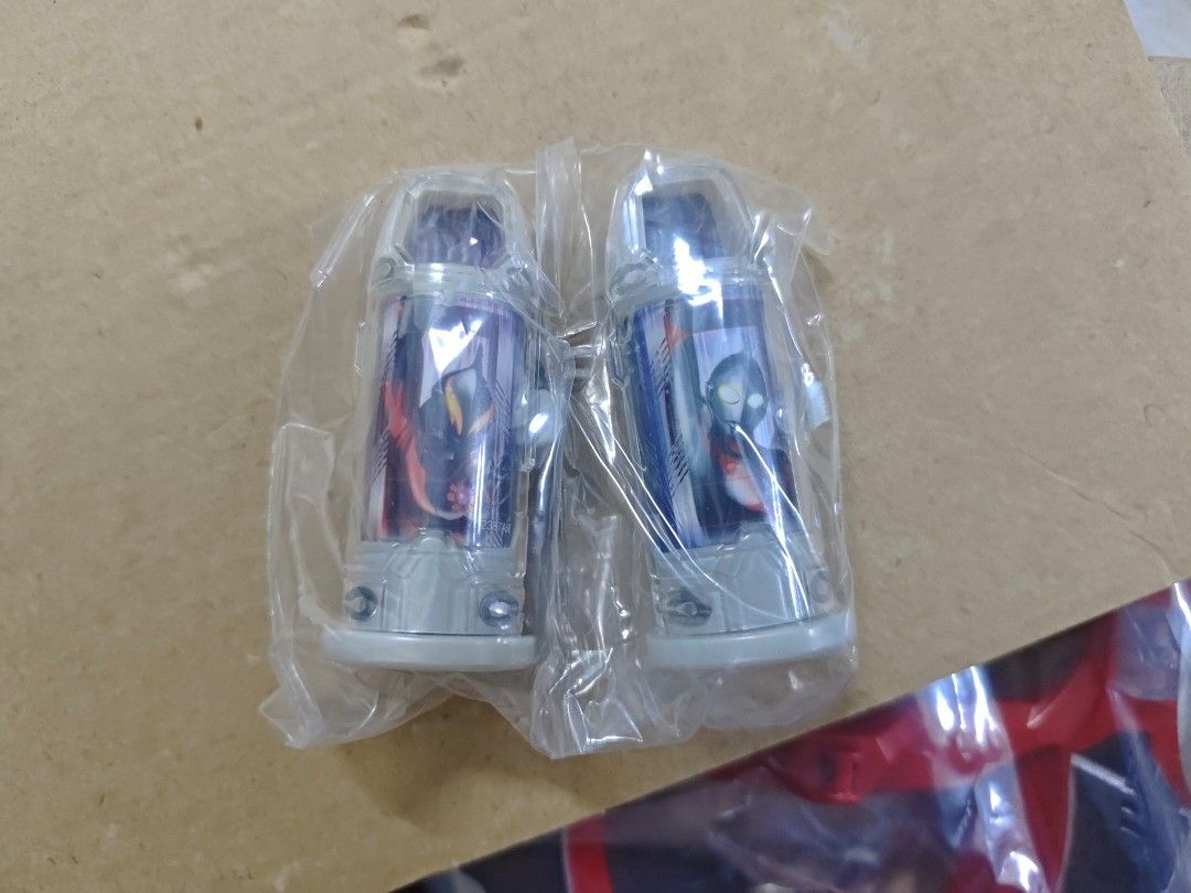 Bandai BIB Ultraman Geed DX Geed Riser & Ultra Capsule & Kaiju Capsule Set, Hobbies & Toys, Toys ...